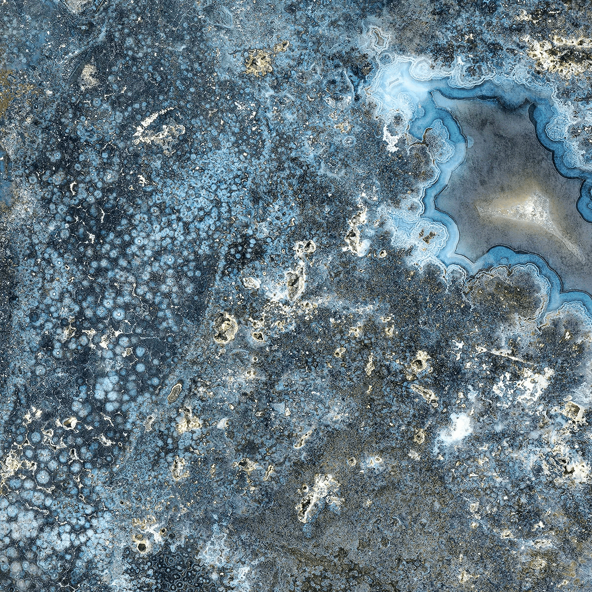 Liam Side Table — Cassoni