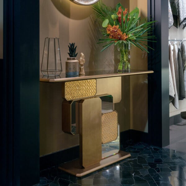 Cassoni – High-End Furniture, Accessories & Lighting