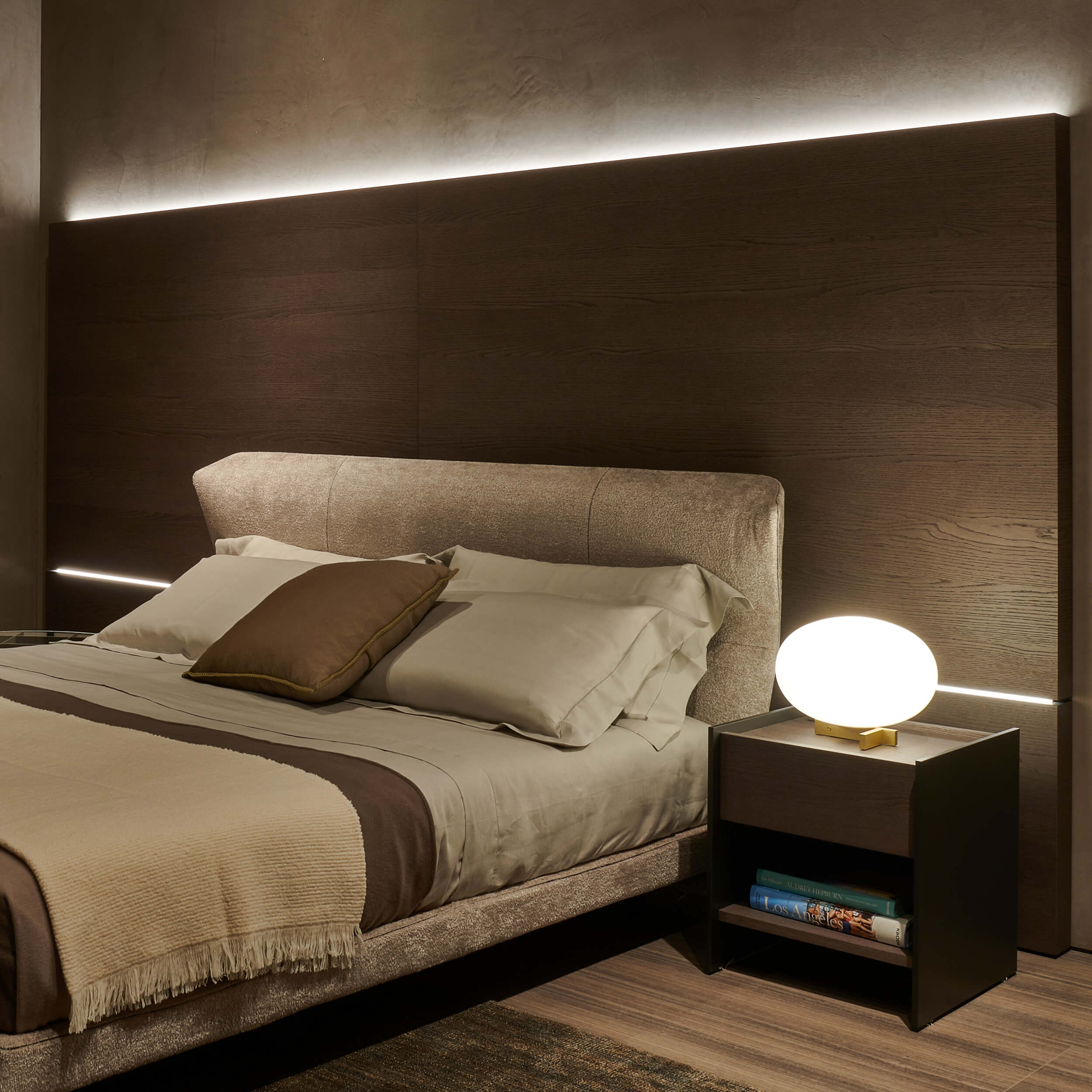 Alba Table Lamp - Italian Designer Luxury Lighting