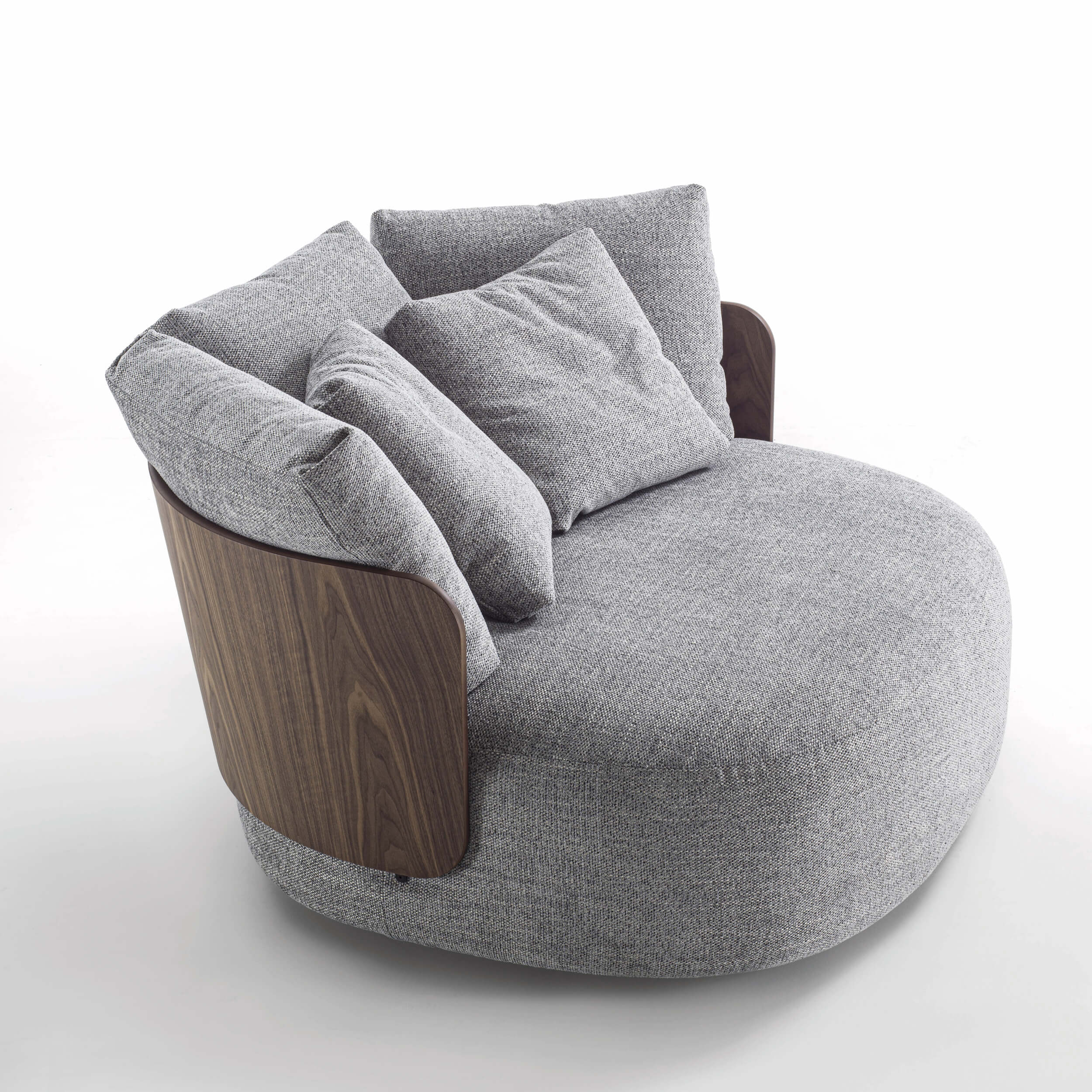 Calin XL Lounge Chair by Porada | Cassoni